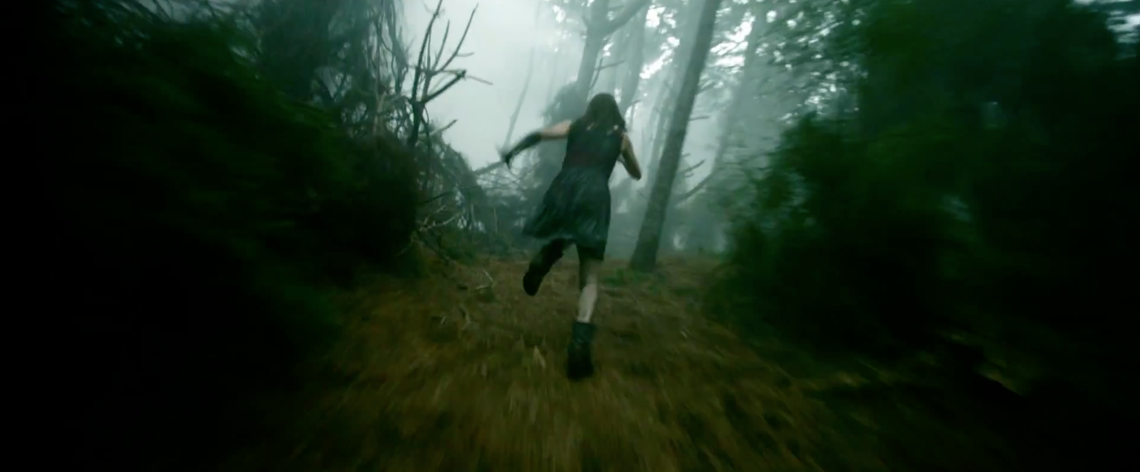 12 Horrifying Shots You Missed In The Red Band 'Evil Dead Trailer; 99 ...
