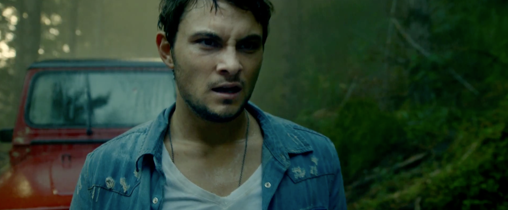 12 Horrifying Shots You Missed In The Red Band 'Evil Dead Trailer; 99 ...