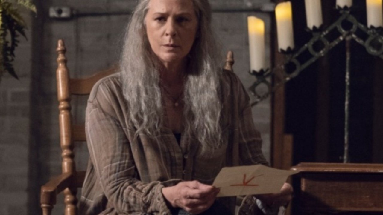Clip from This Sunday's "The Walking Dead" Brings a Threat from New ...